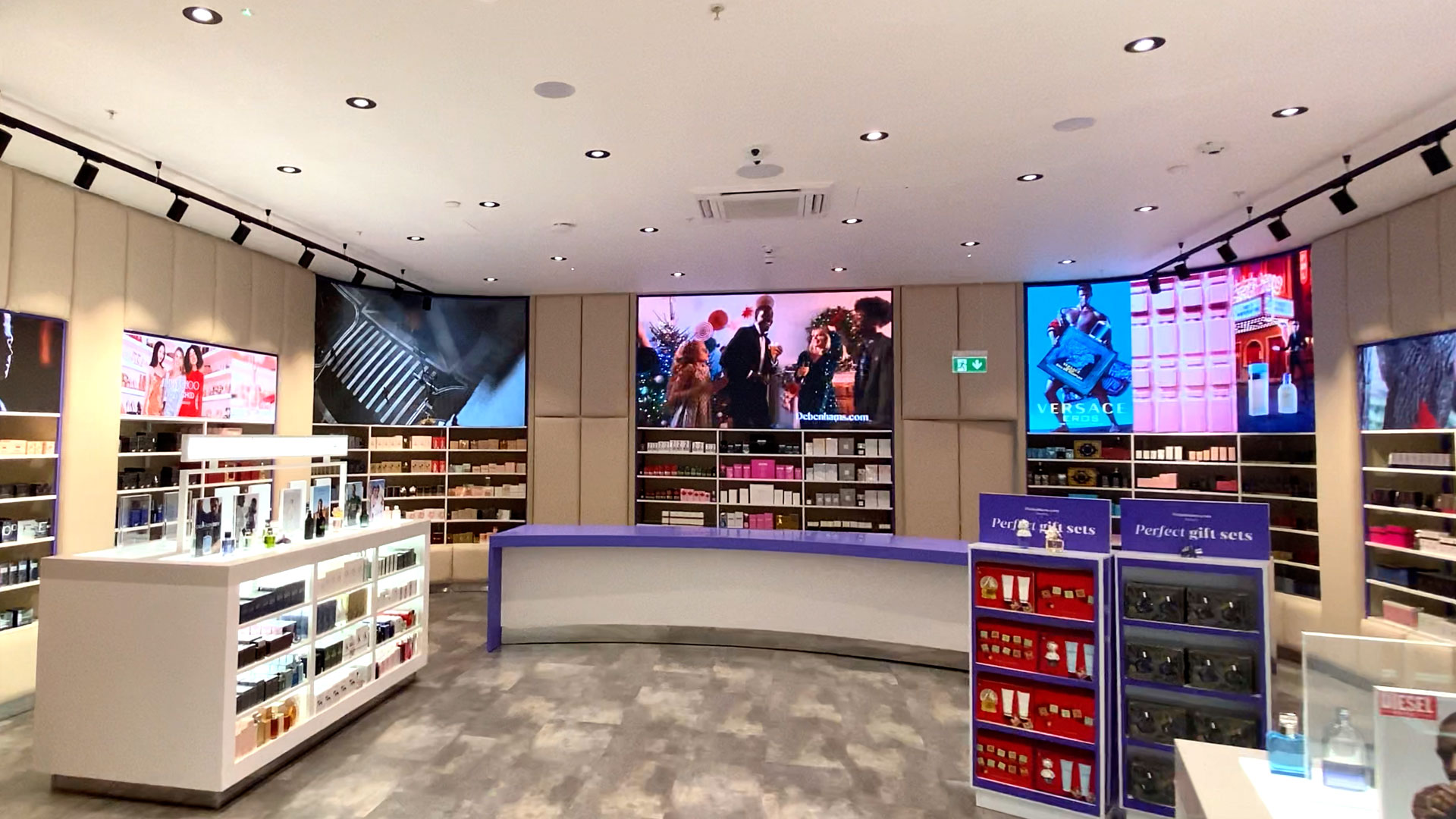 Debenhams Beauty Bar - Scala - Latam