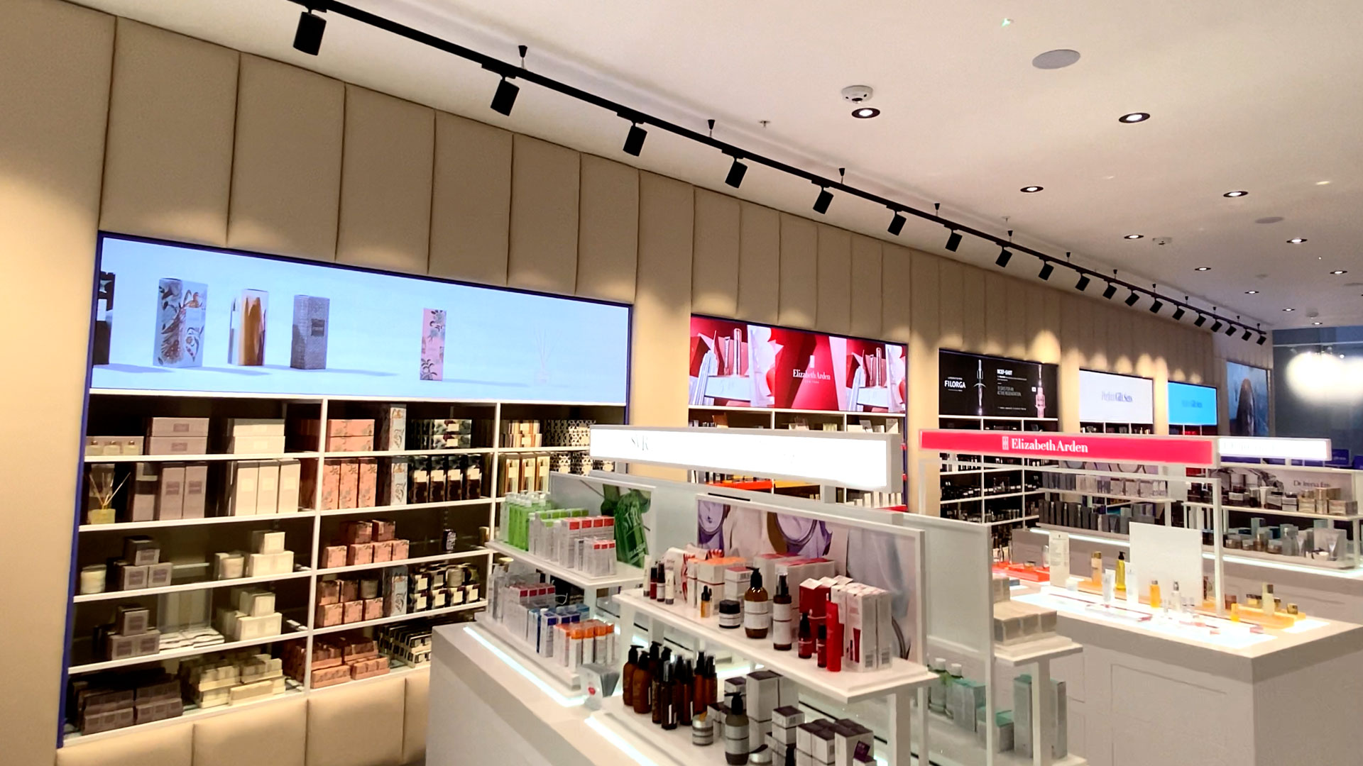 Debenhams Beauty Bar - Scala - Latam